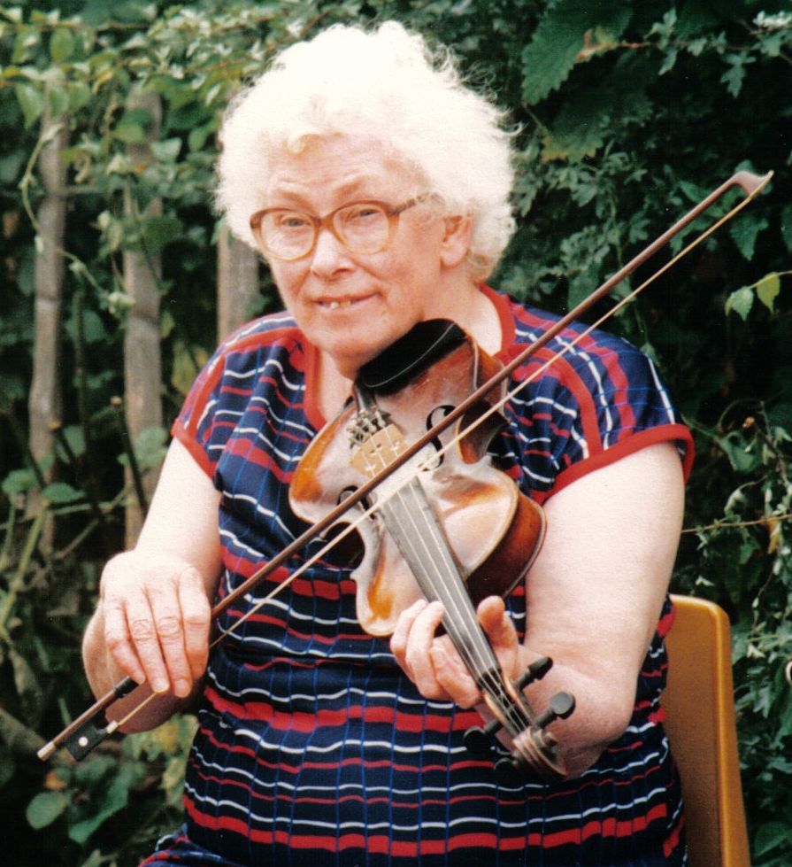 Julia Clifford project – Katie Howson